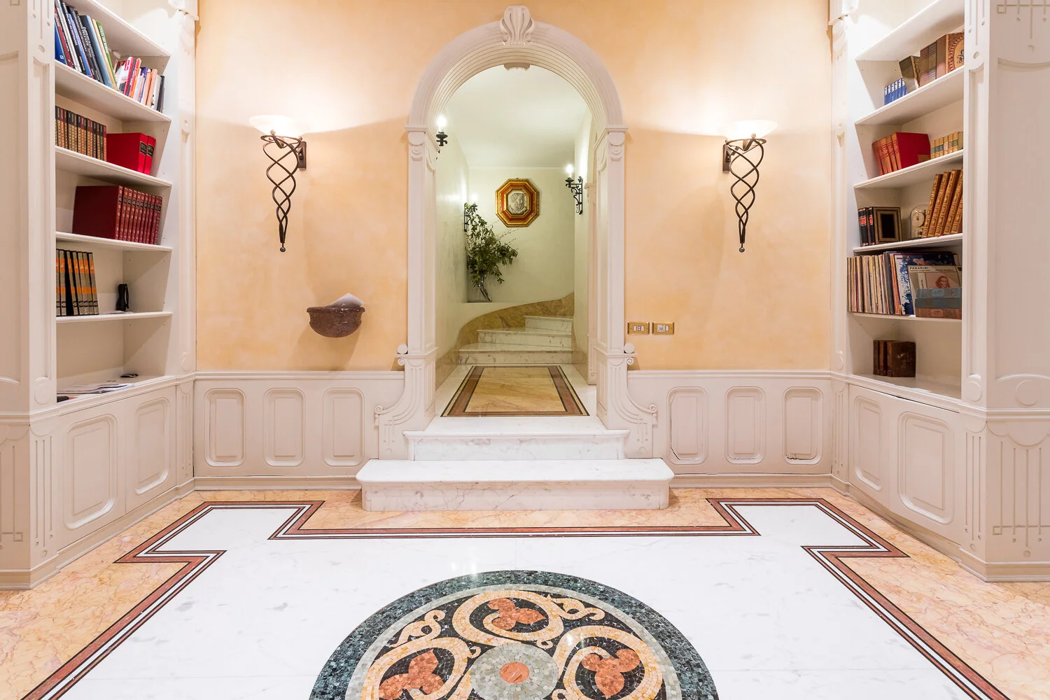 1920s Villa Overlooking Lake Como — Francis York