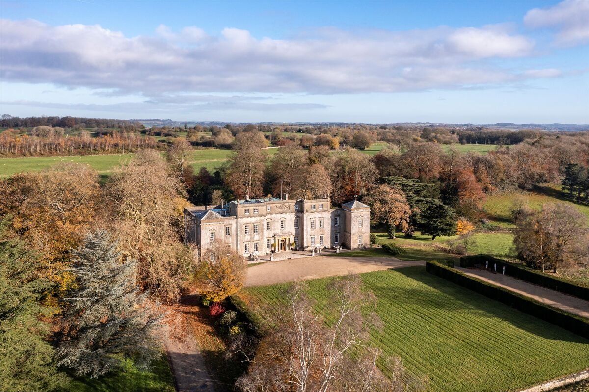Spectacular Country Estate Near Bath — Francis York