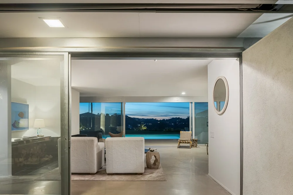 The Loring House in Los Angeles by Architect Richard Neutra — Francis York