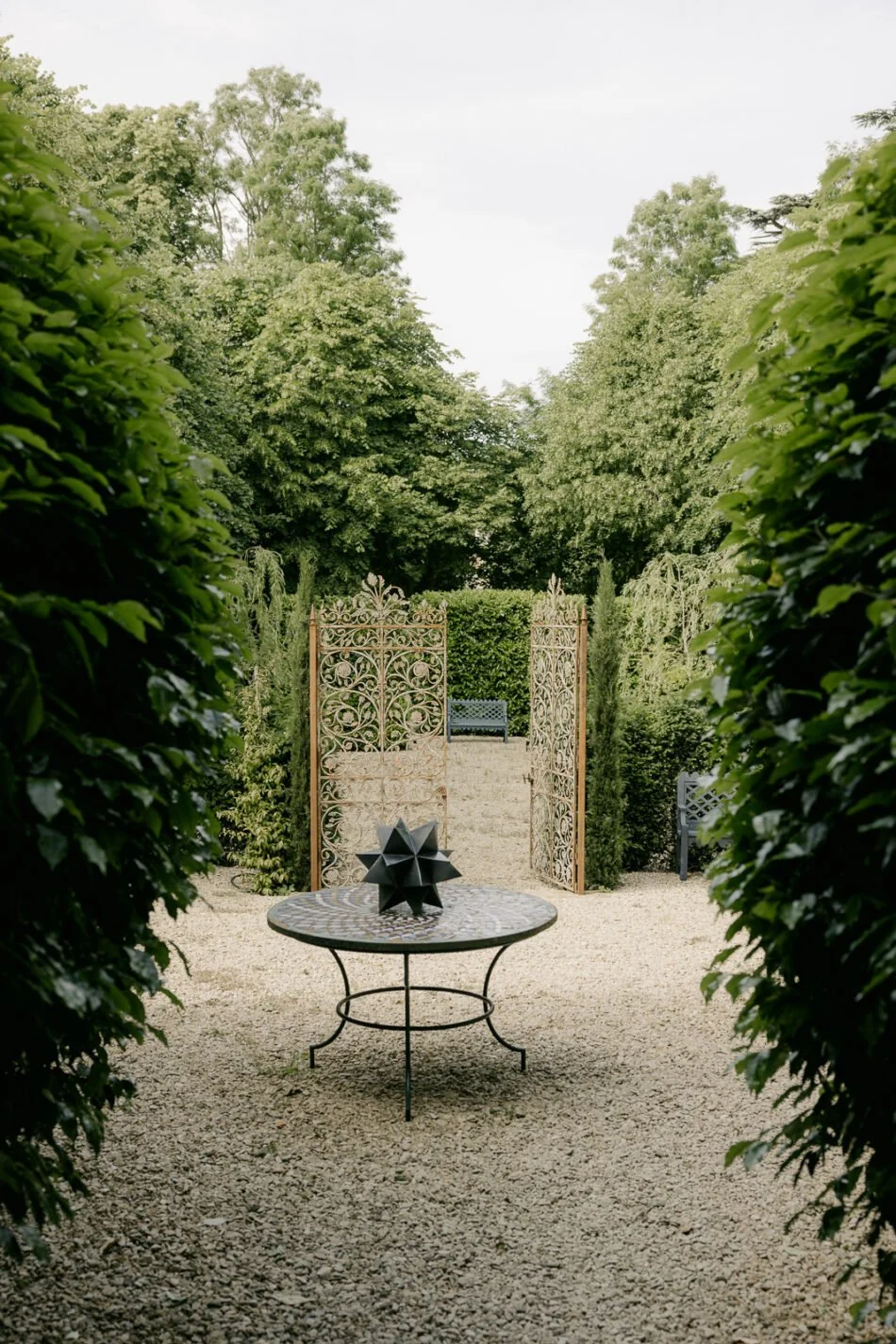 The Ivy: A Magnificent English Baroque Manor House — Francis York
