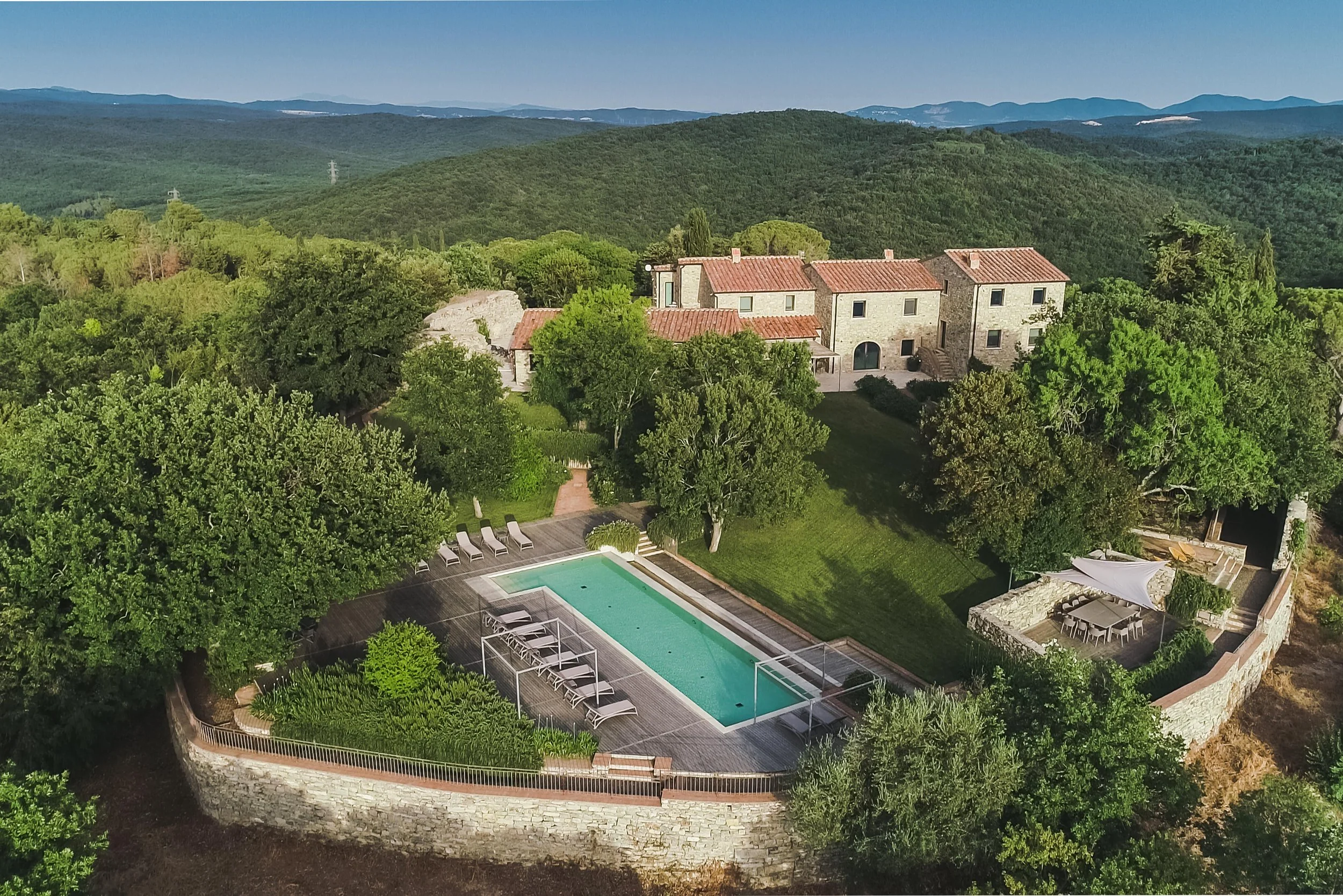 Ultra Modern House Castle