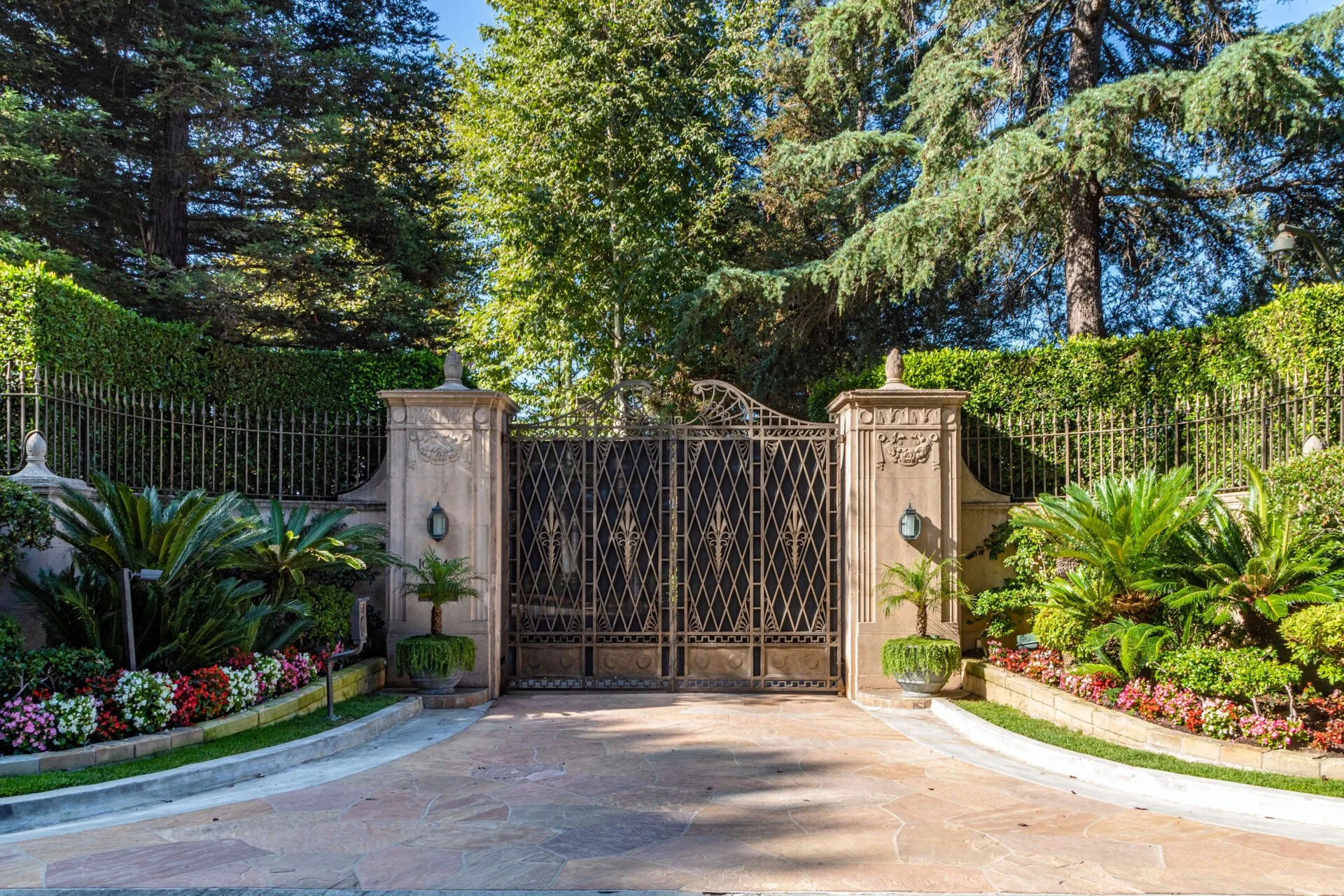 Bel Air Los Angeles Gate