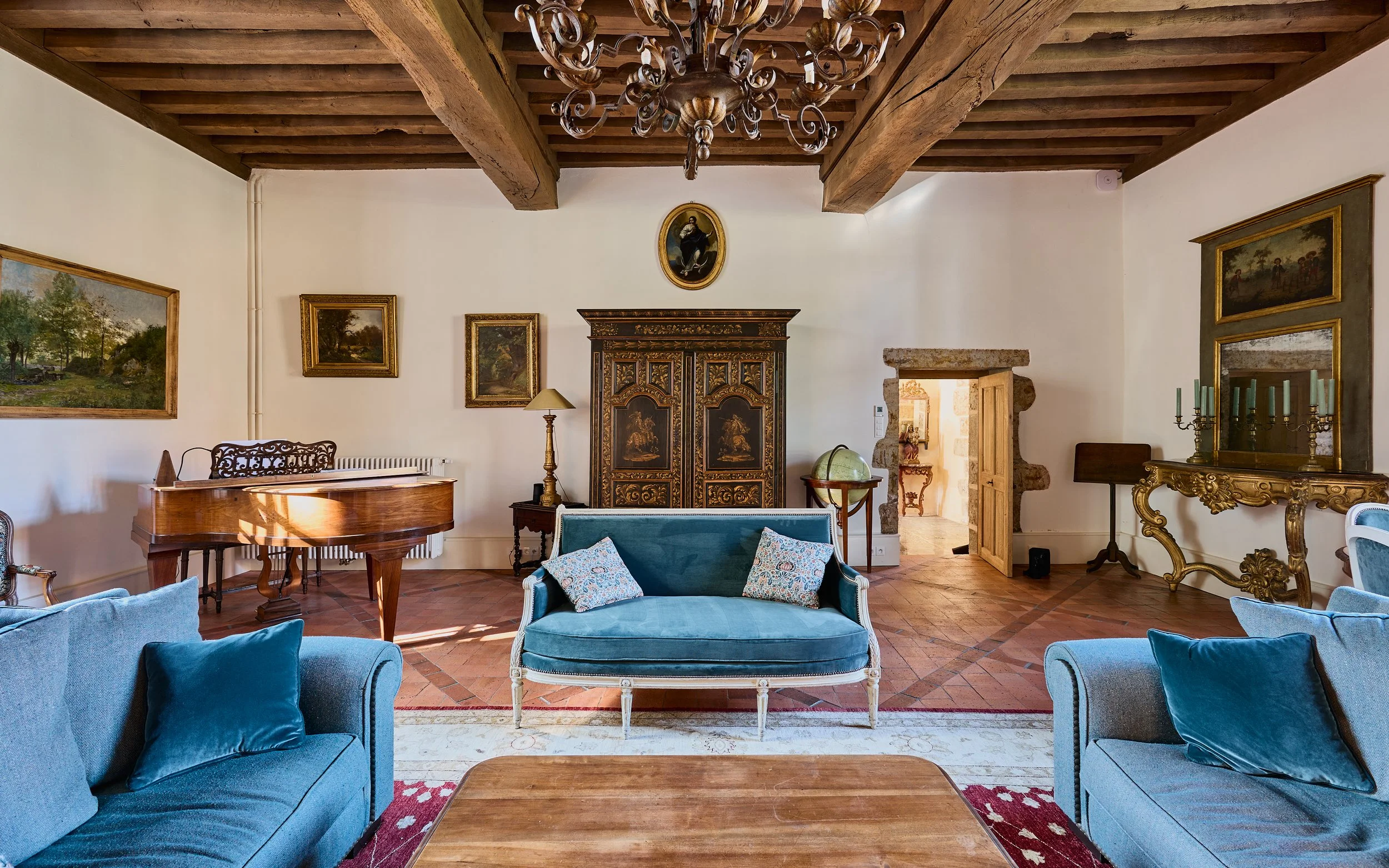 Renovated French Château in the Rolling Hills of Burgundy — Francis York