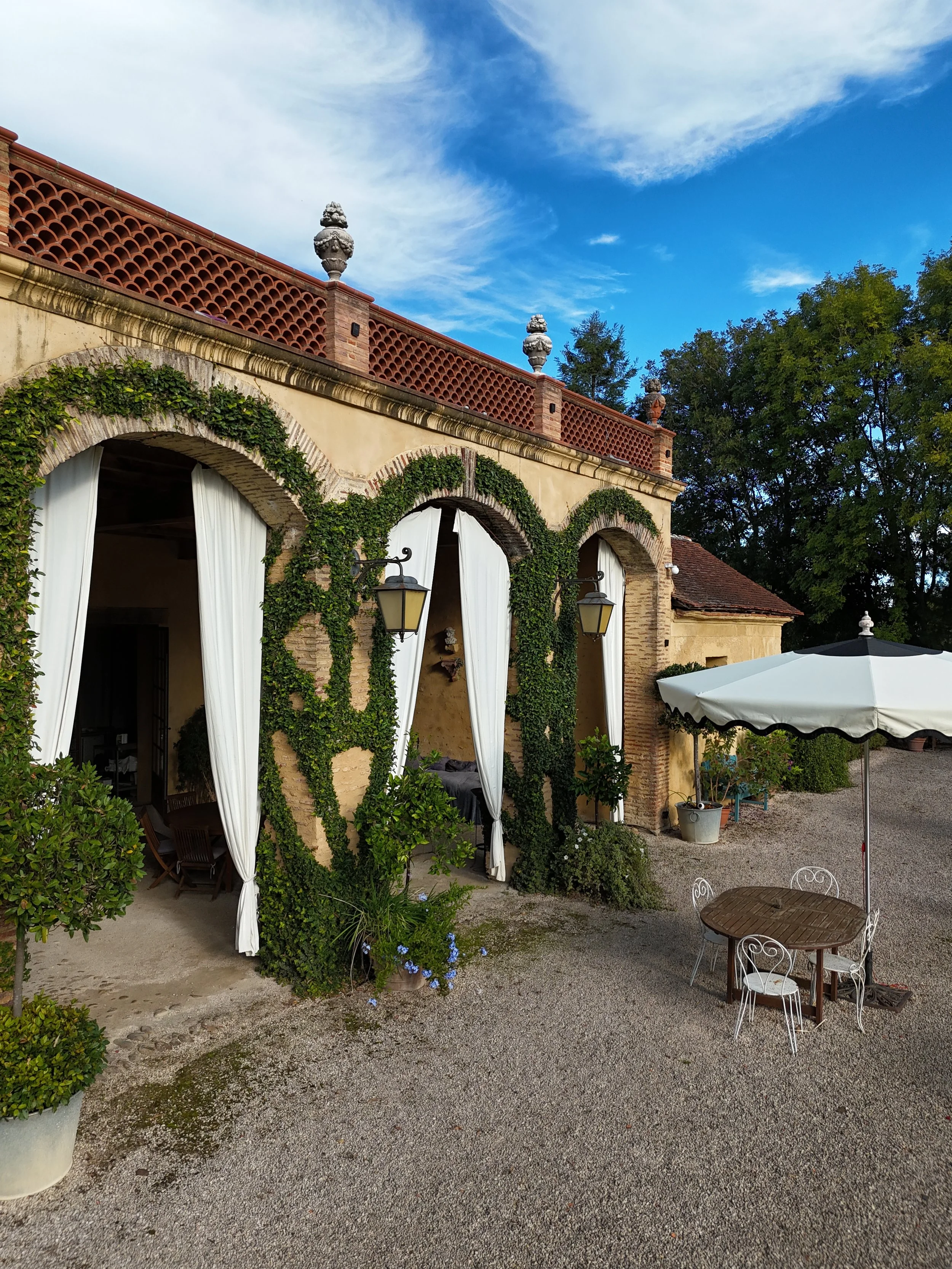 A Romantic 18th-Century Château in Southwest France — Francis York