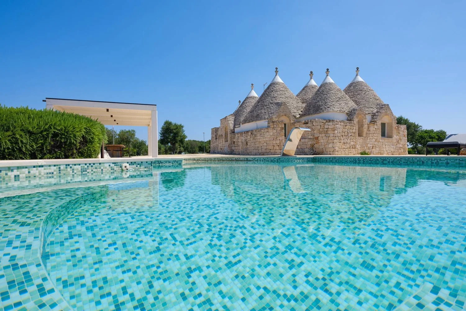 Hidden Gem in the Heart of Puglia: Italian Estate with Trulli Houses ...