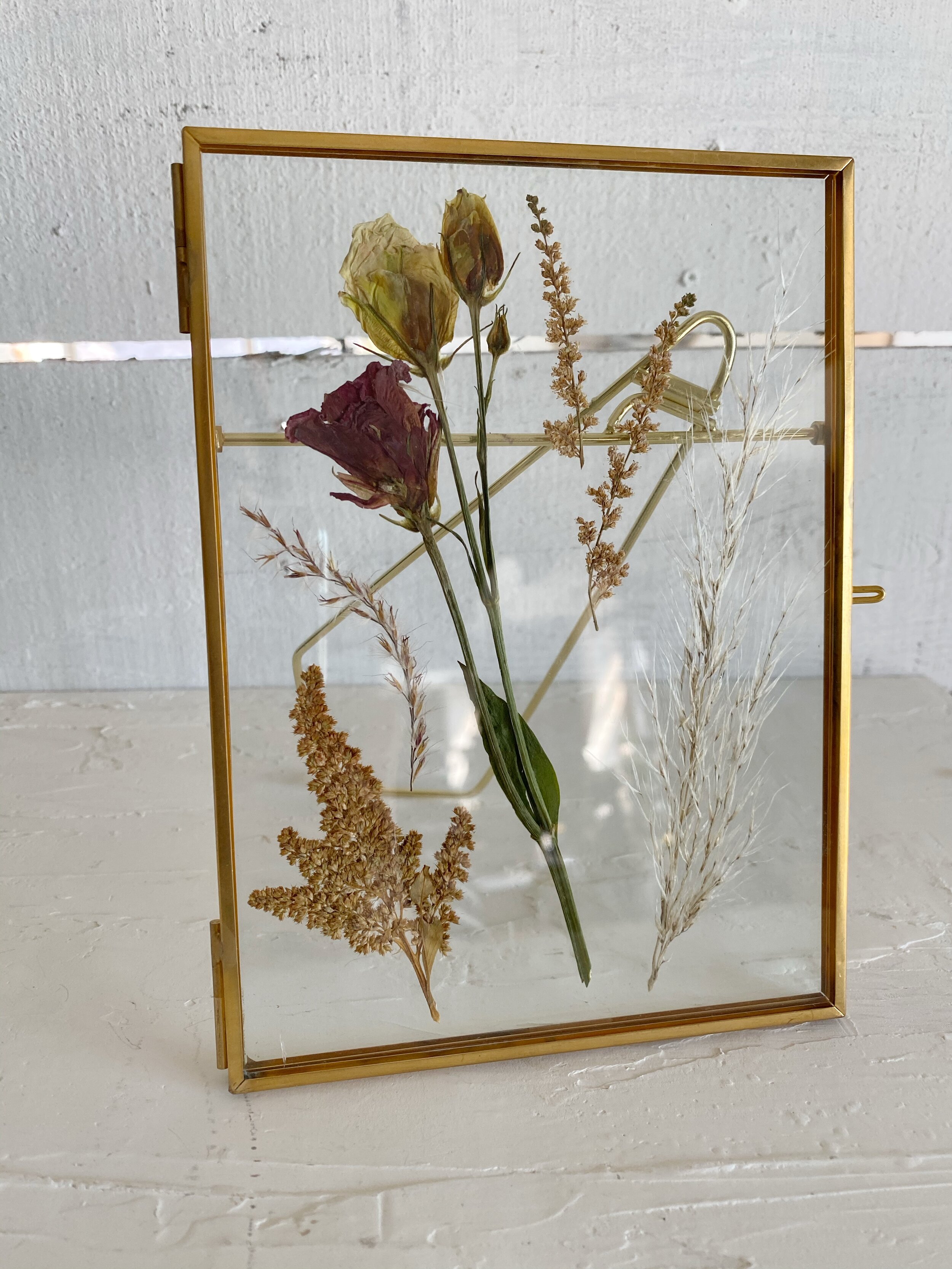 FRAMES — Framed Florals