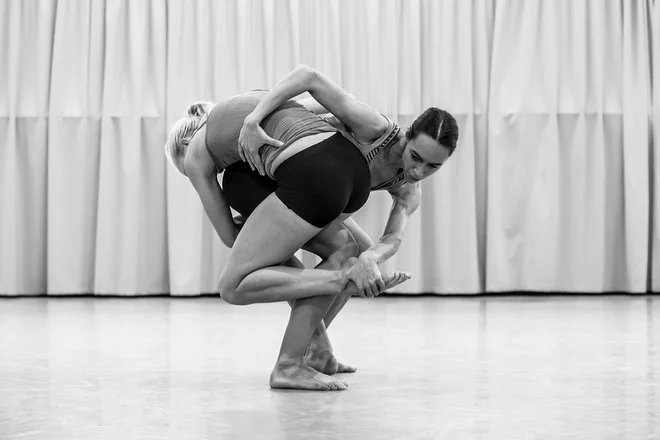Separate Knots Czech National Ballet 2017 Emanuel Gat Dance Separate Knots Czech National Ballet 2017 Emanuel Gat Dance