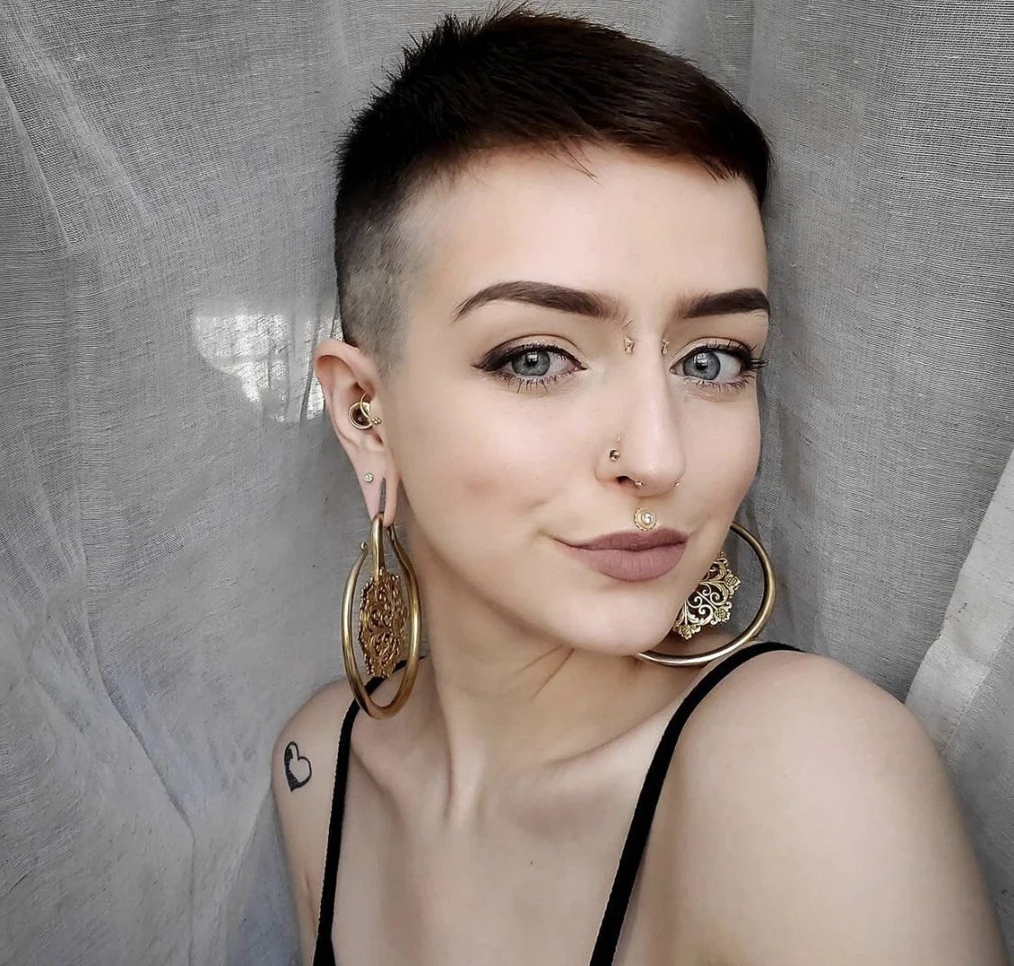 Kira Leigh — GAMMA PIERCING