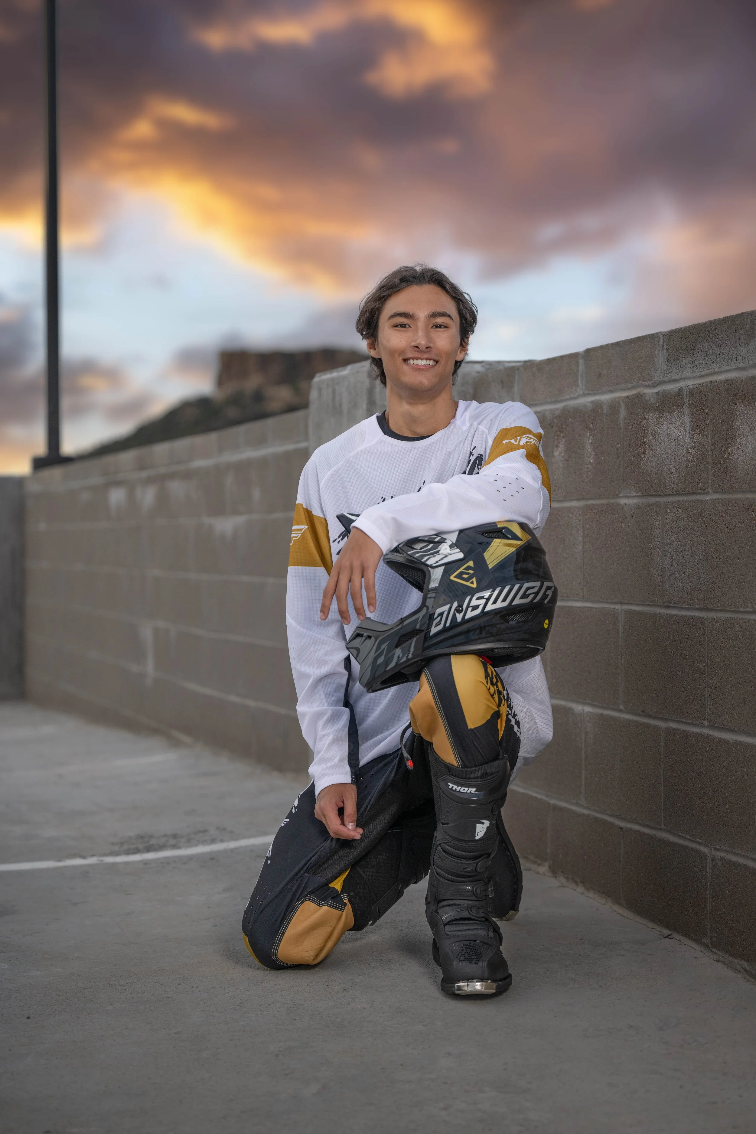 Grandview High school senior portrait photographer — Dana Nicole Smith ...