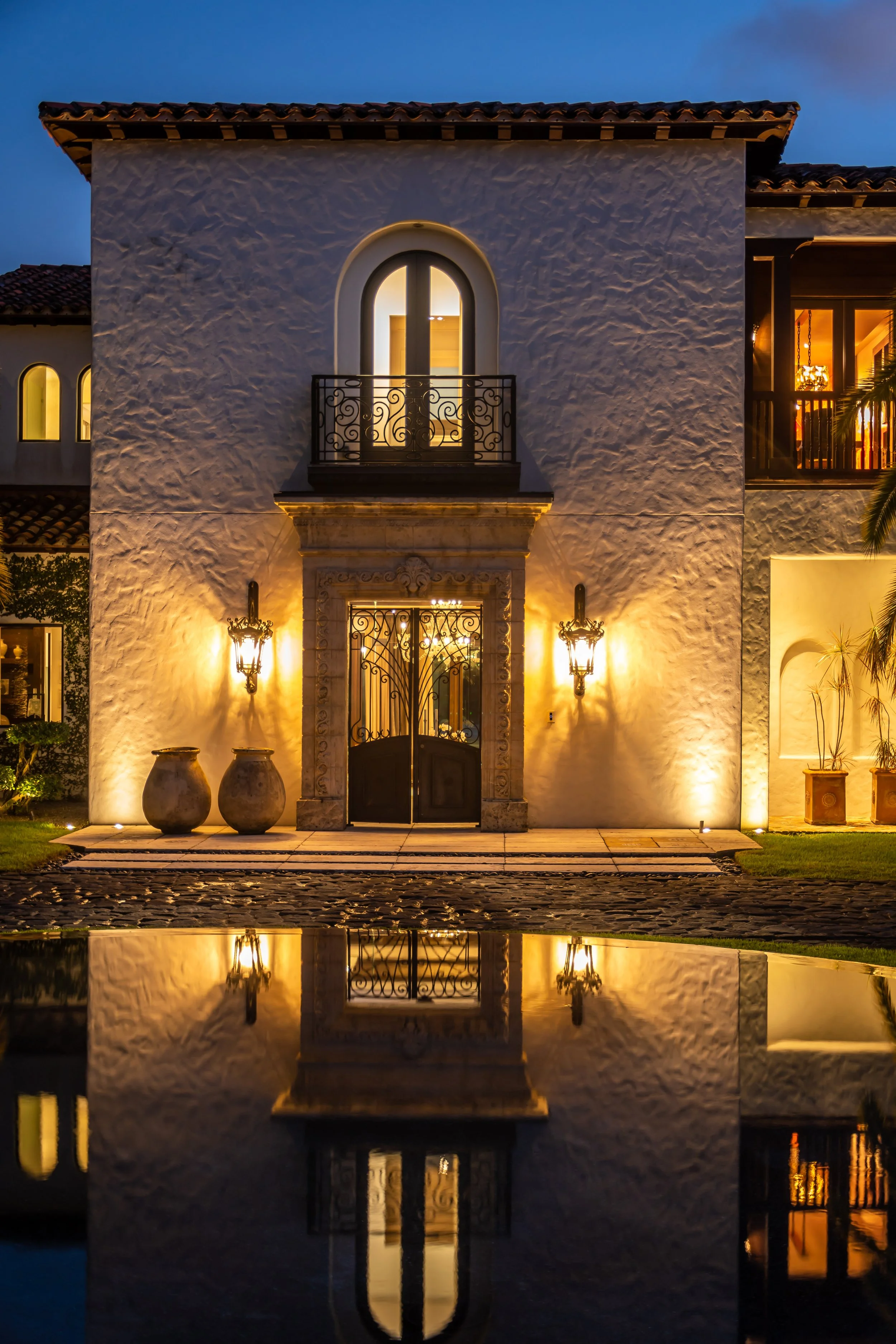 Real Estate, Hotel and Commercial Photography and Video Solutions