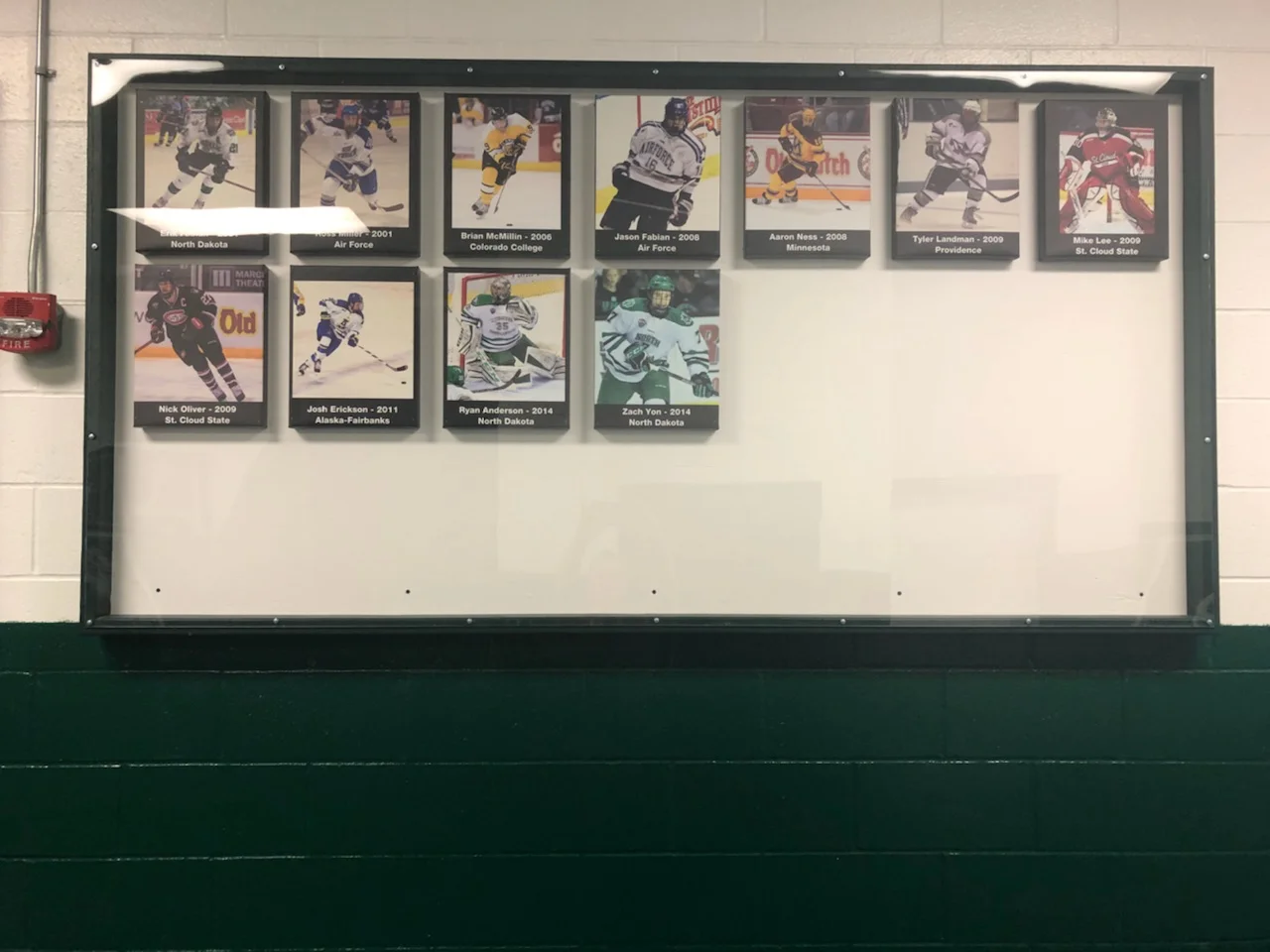 Roseau Rams Hockey Association