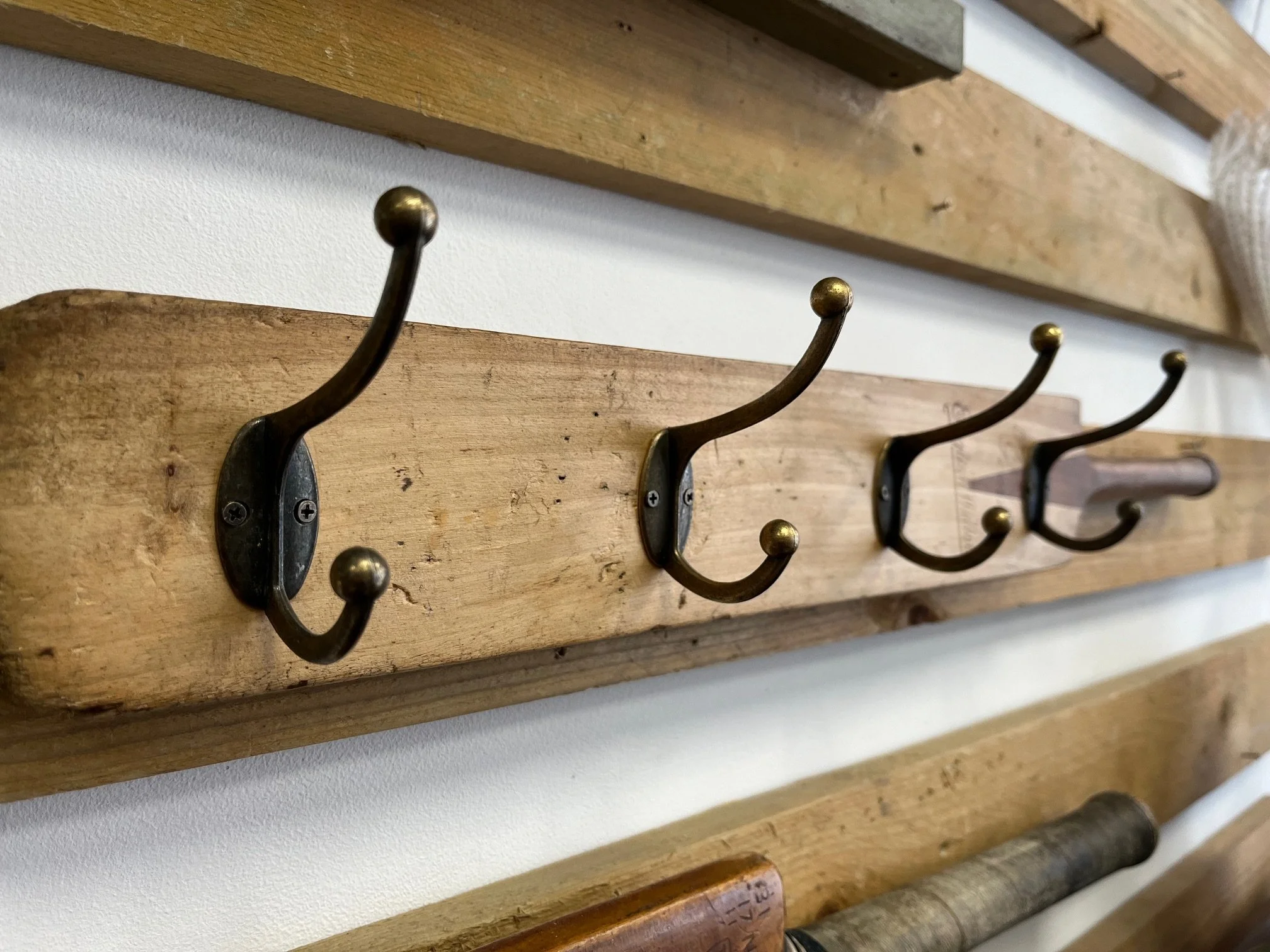 WINTER BEAR HOME — Vintage Cricket Bat Hooks