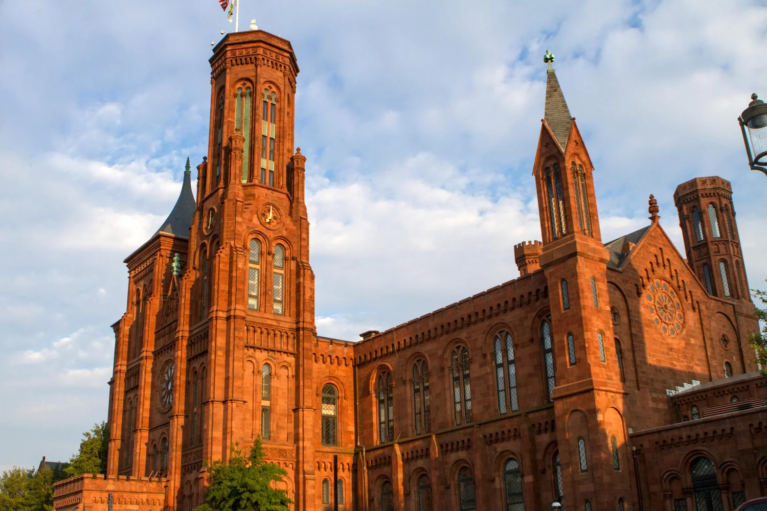 5 Museum Technology Solutions Increasing Engagement | Cuseum
