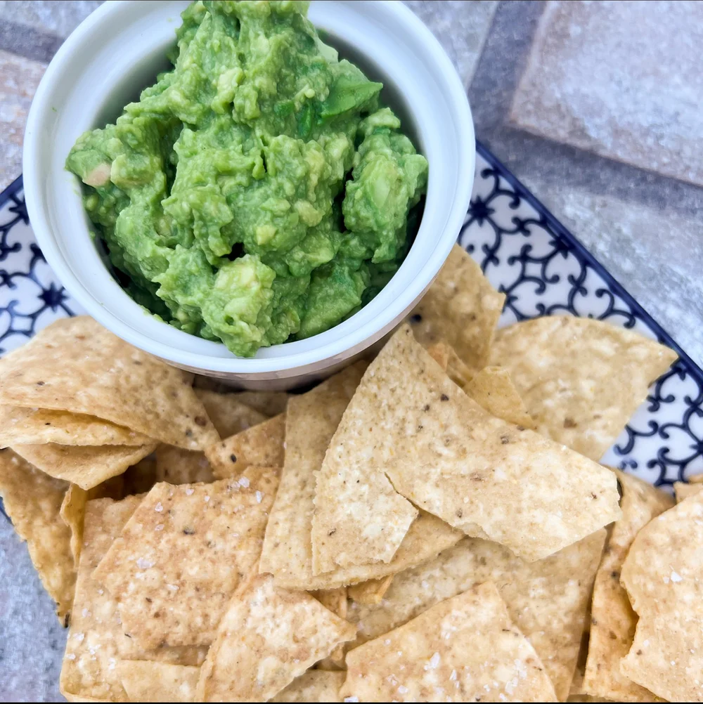 avy's classic quacamole — lindsayEats.