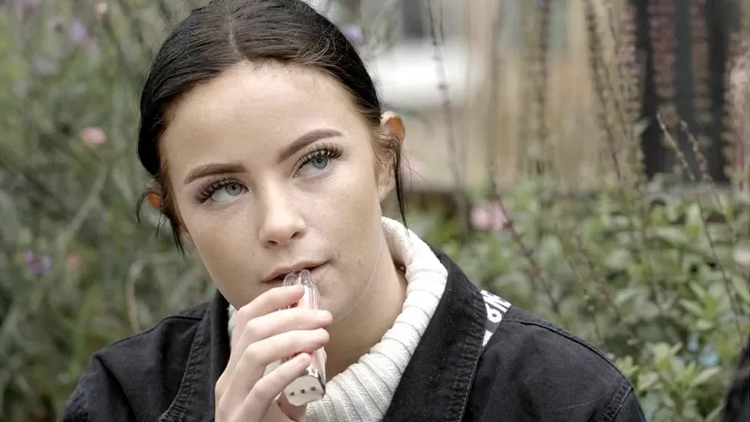Panorama Teenage Vaping: What's The Harm? — Jess Stevenson ...
