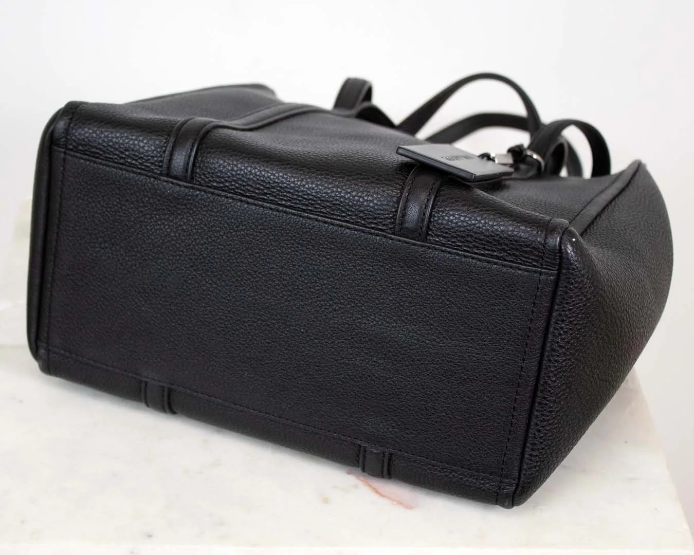 Marc Jacobs The Tag Tote 27 Shoulder Bag in Black Leather — Otra Vez Couture Consignment