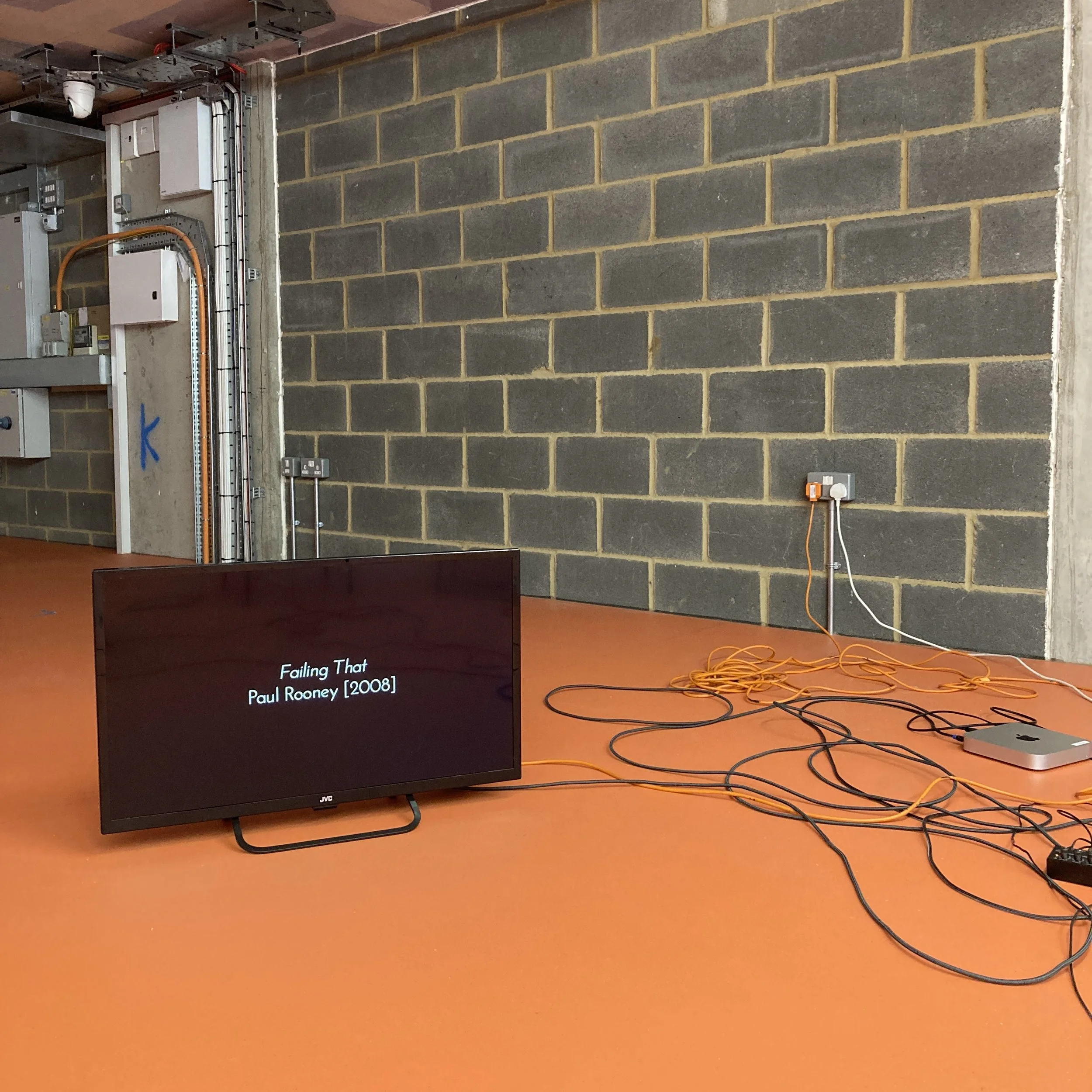 Vague Poetics | Carolyn Thompson