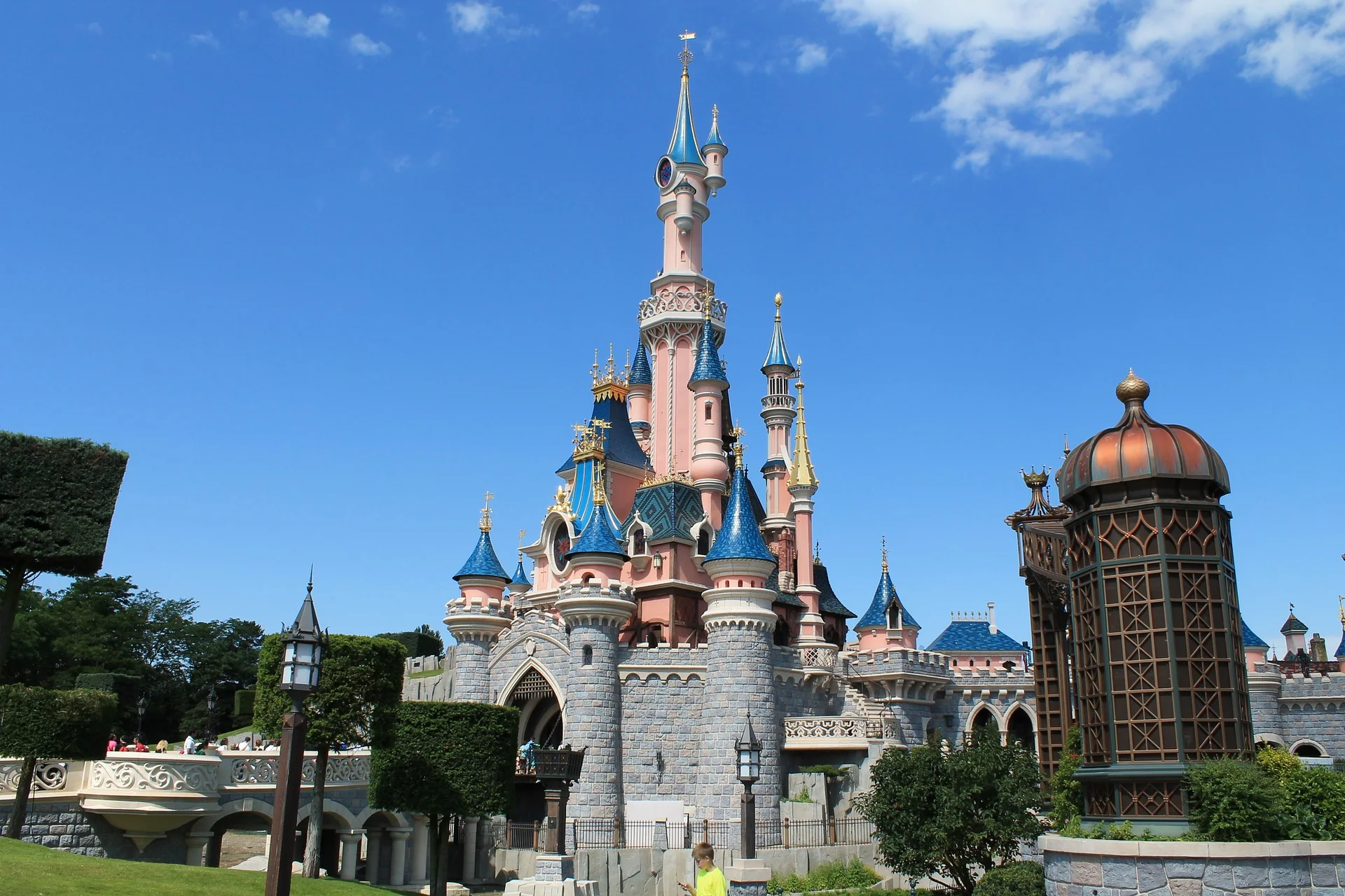 Disneyland Paris - Mouse Hacking