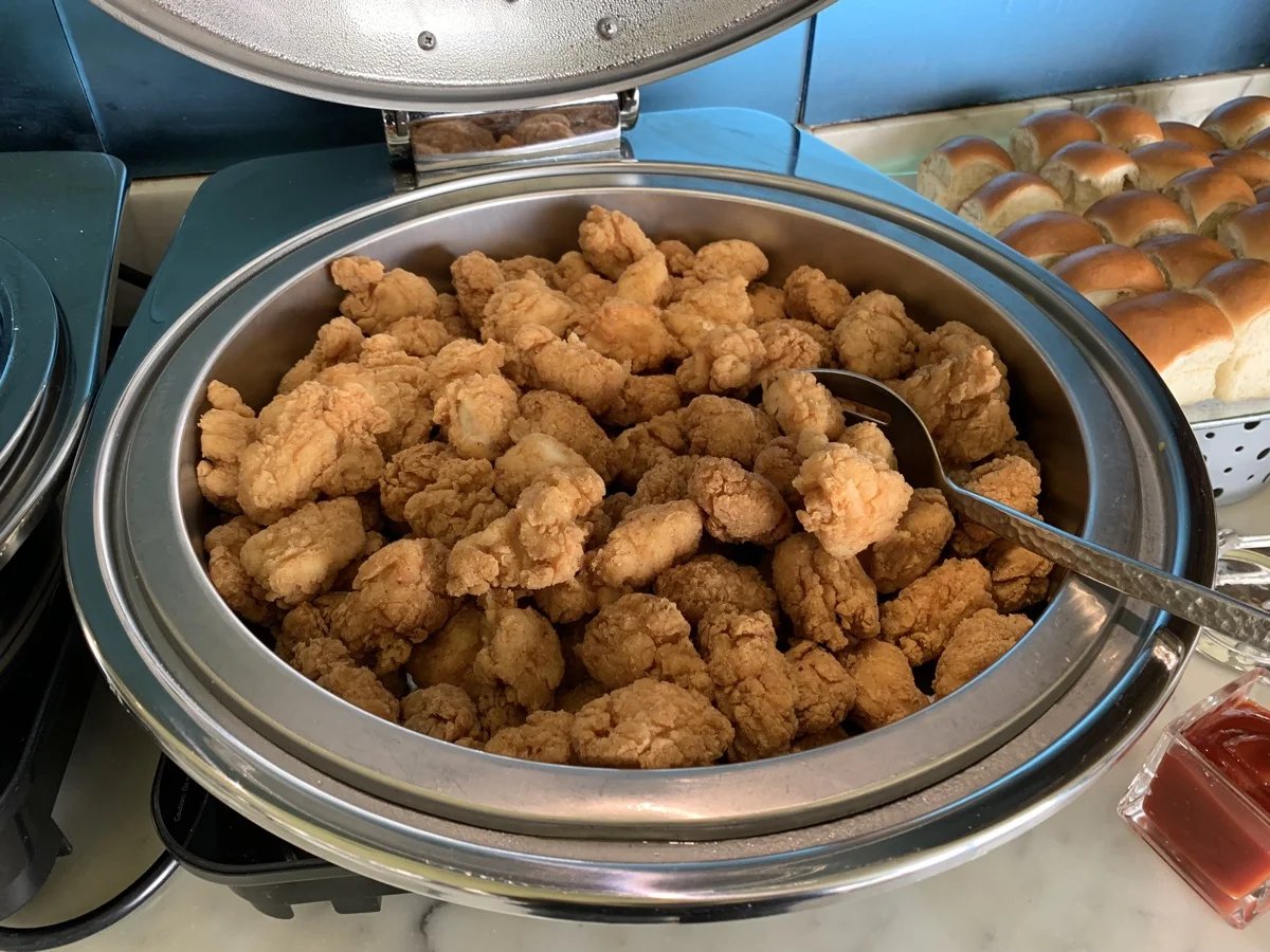 Review of Atrium Club Level at Disney's Contemporary Resort - Mouse Hacking