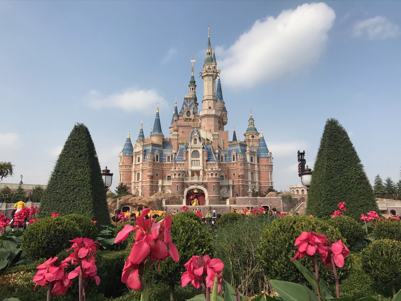 Disney Castles Around The World - Ranked - Mouse Hacking