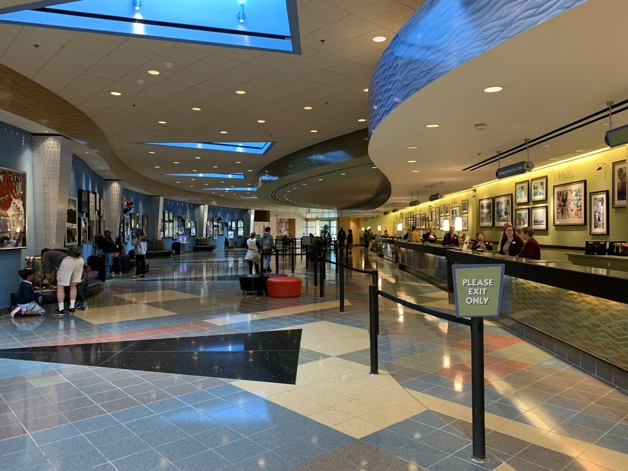 Disney World Online Check-In: Process, Pros, and Cons