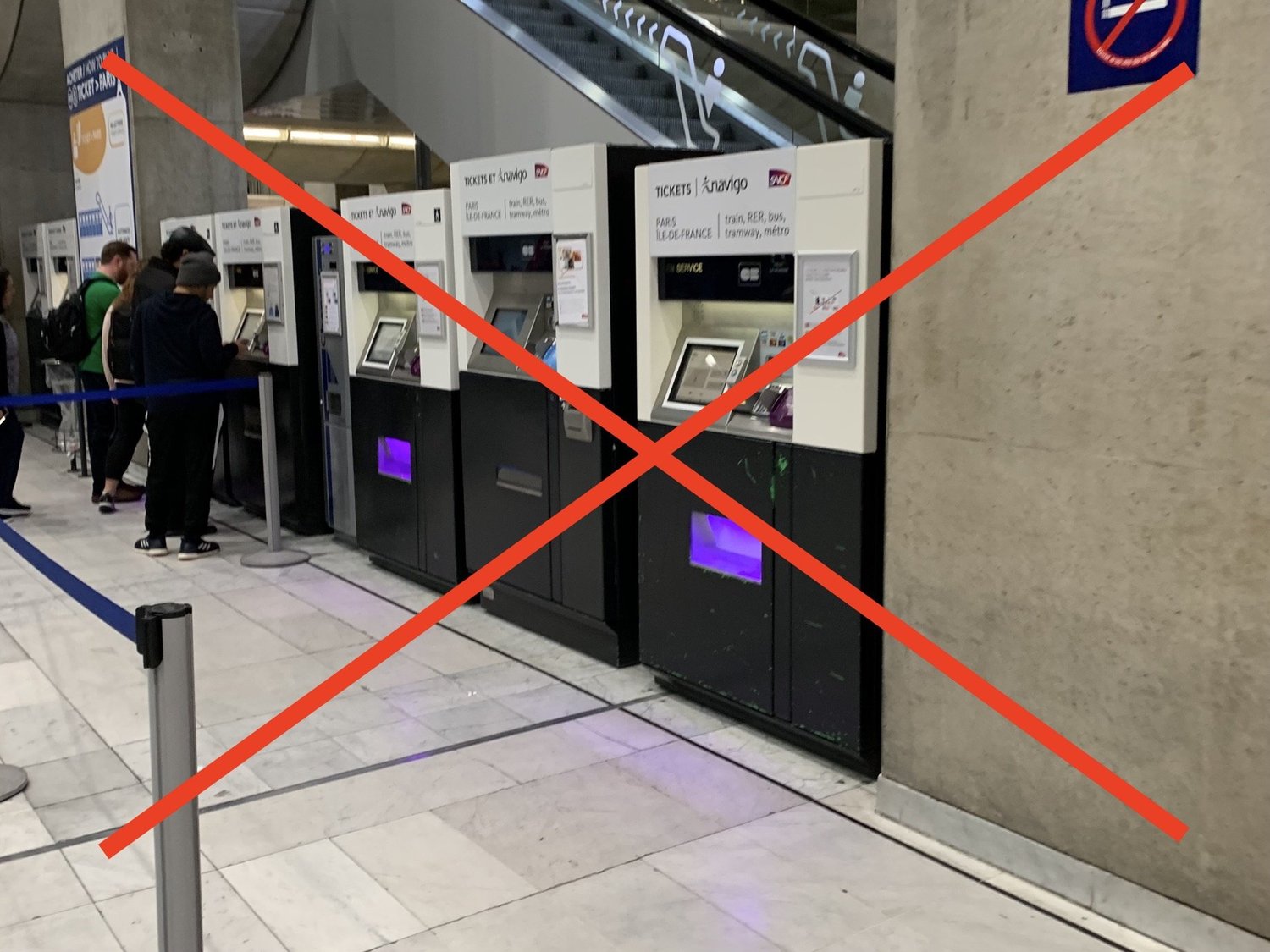 How To Get Between Charles de Gaulle Airport (CDG) and Disneyland Paris