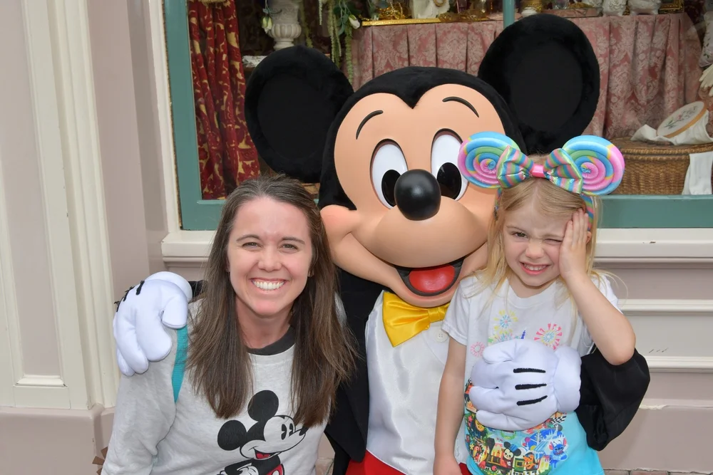 How to Meet Mickey Mouse at Disneyland (Both Parks)