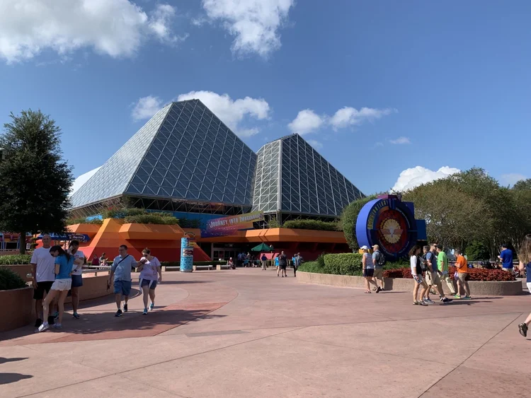 EPCOT Lightning Lanes Strategy 2026