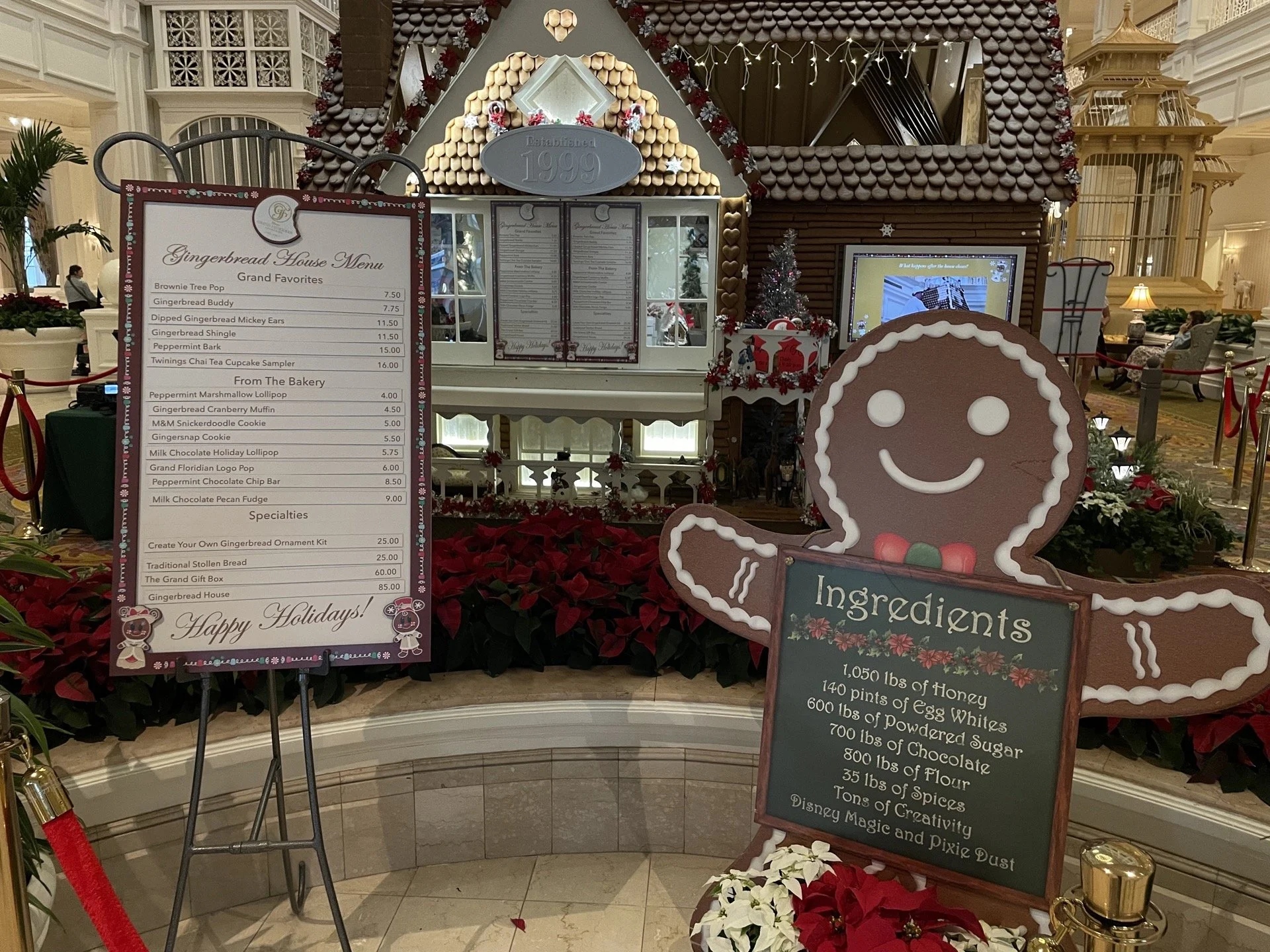 Take a Look at the Grand Floridian Gingerbread House