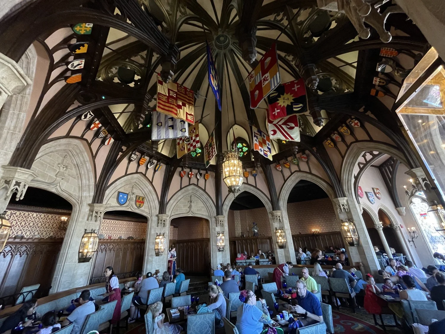 Ranking All the Character Dining at Disney World