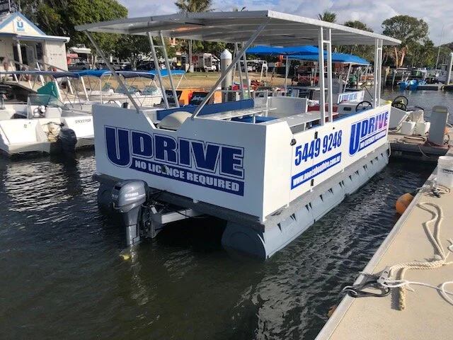 Home [pontoonzboats.com]