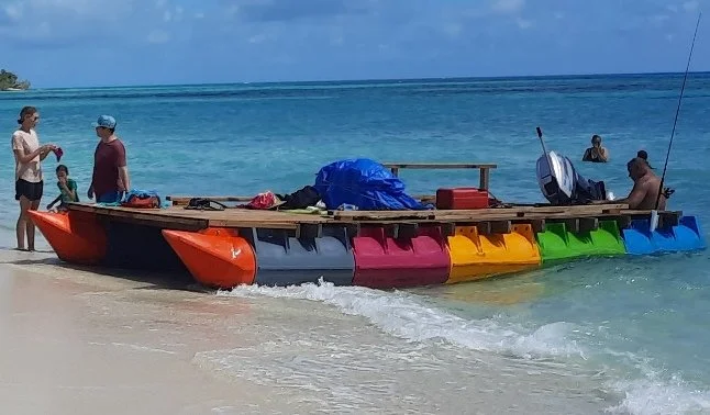 Home [pontoonzboats.com]