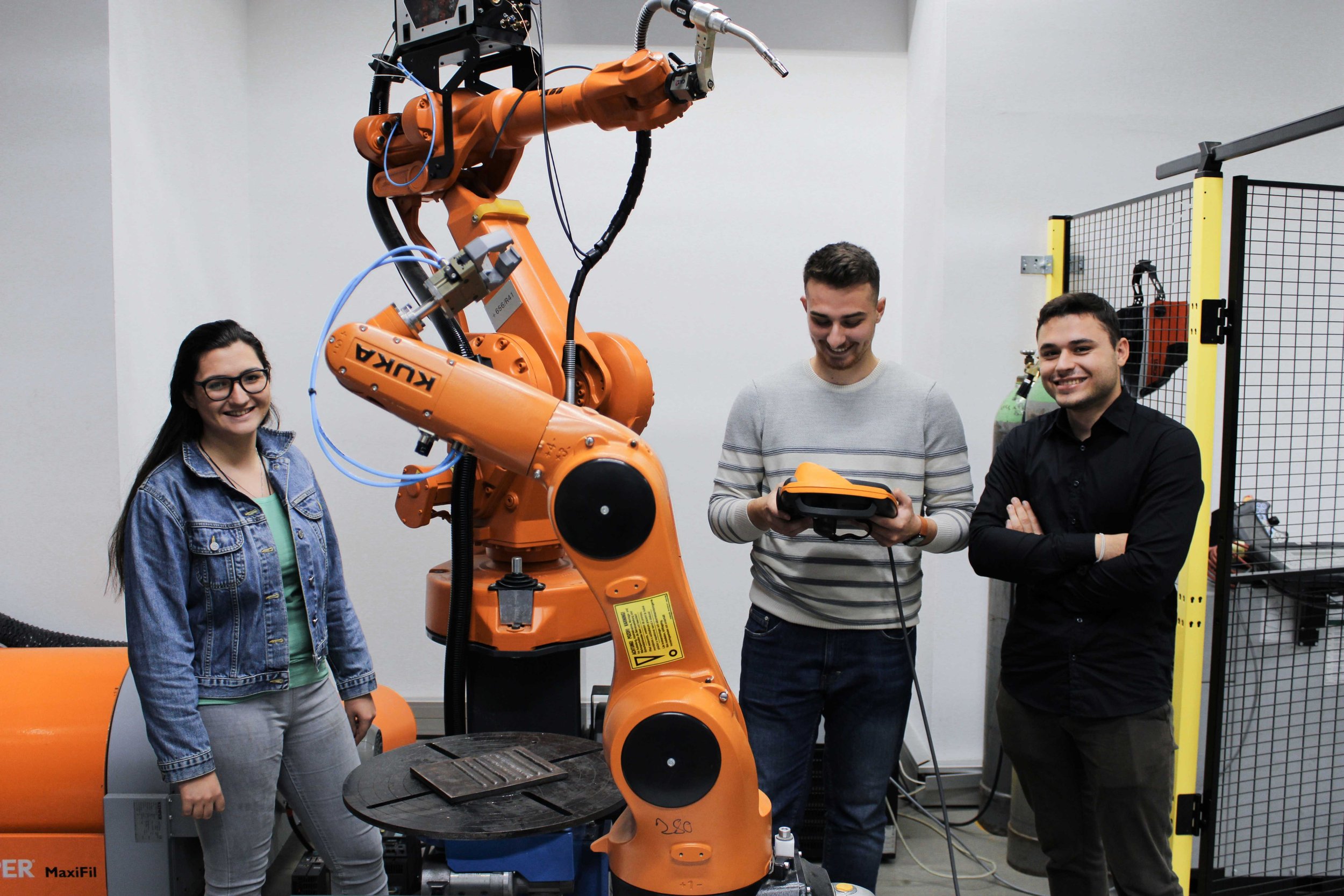 11 scholars receive KUKA industrial robotics training at German ...