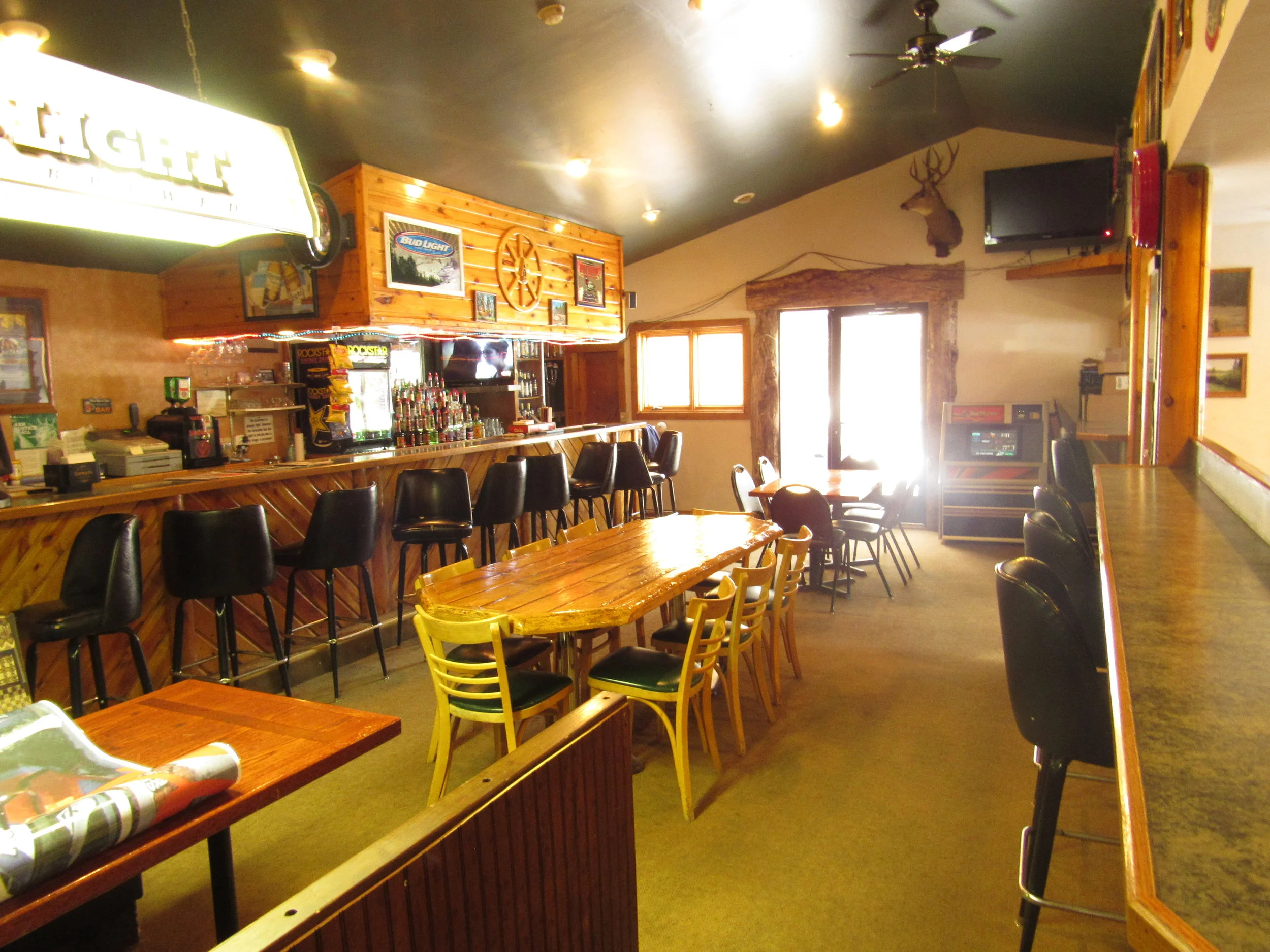 Restaurant and Bar — Arrowhead Lodge