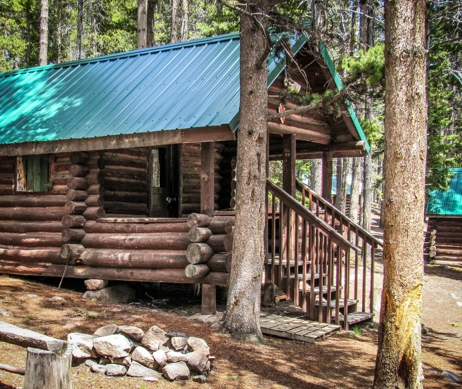 Rustic Cabins — Arrowhead Lodge