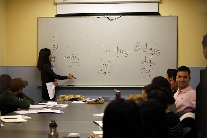 Learn Vietnamese — Vietnam Heritage Center