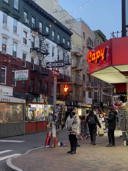 Capy - Tres Leches Cakes