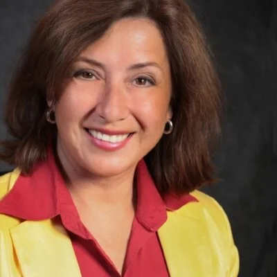 Rebecca Castaneda's Instagram, Twitter & Facebook on IDCrawl