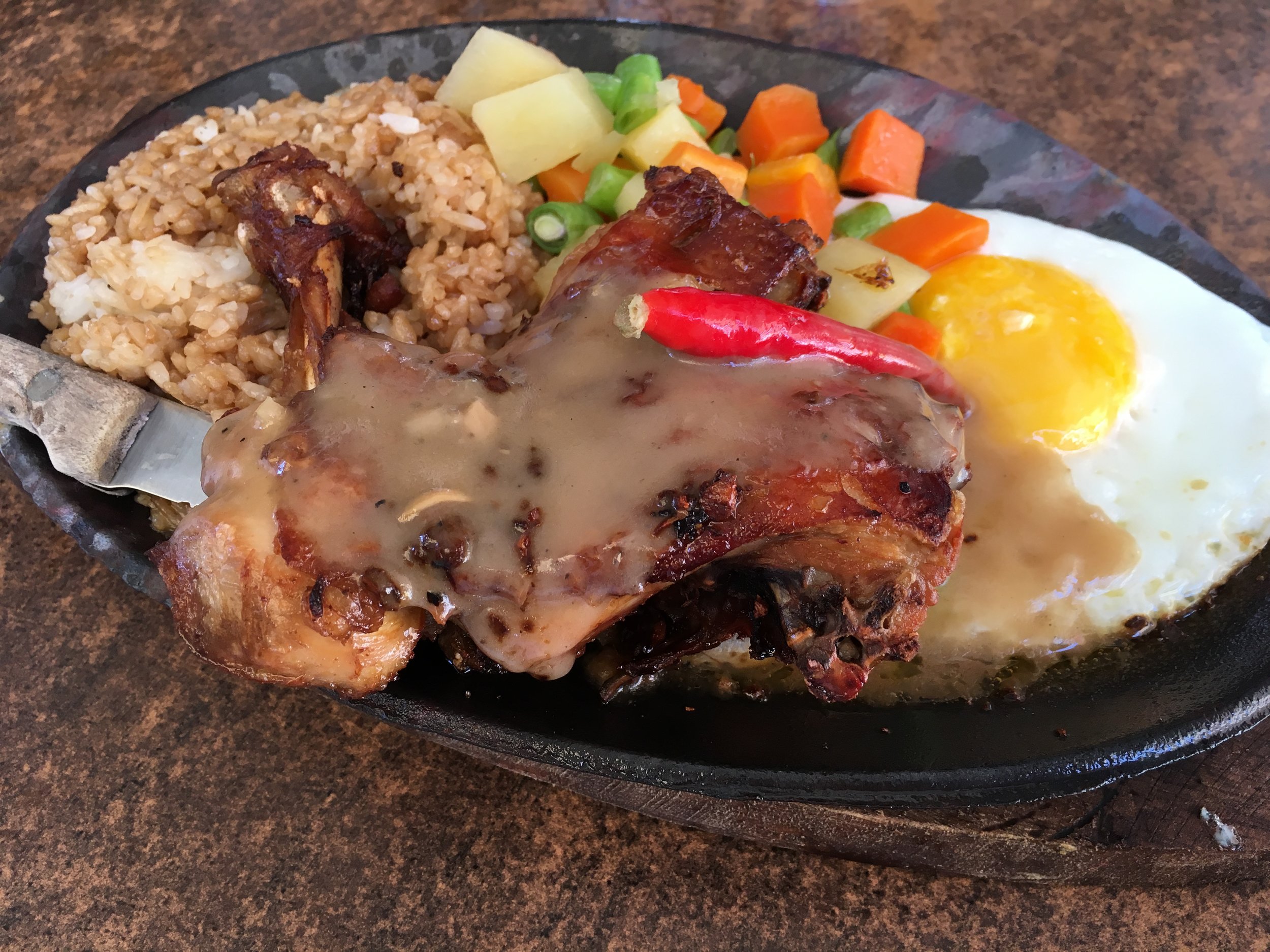 LOCAL RESTAURANTS You Must Go in Boracay Station 2 Philippines — Tokyo ...