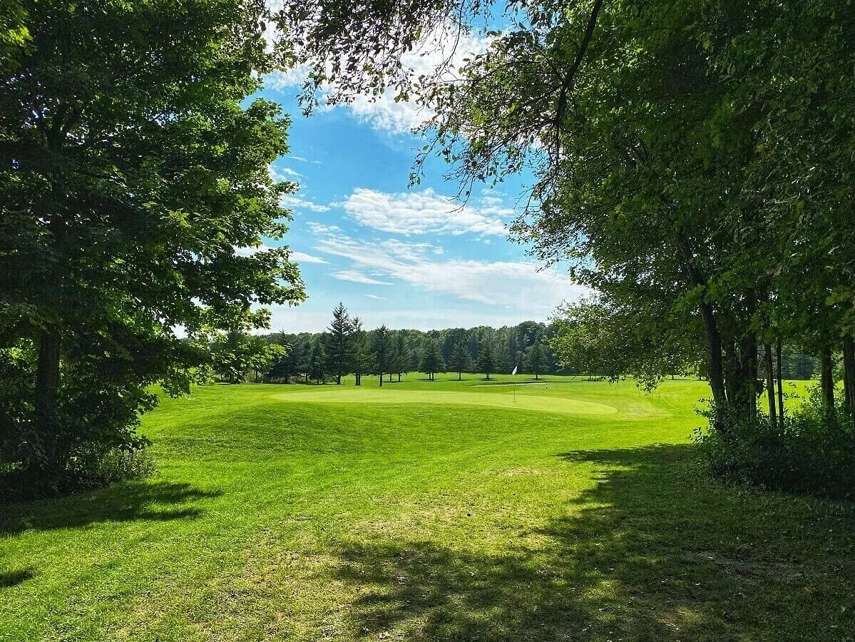 Playing a Round at The Fox Golf Club in Middlesex County, Ontario ...