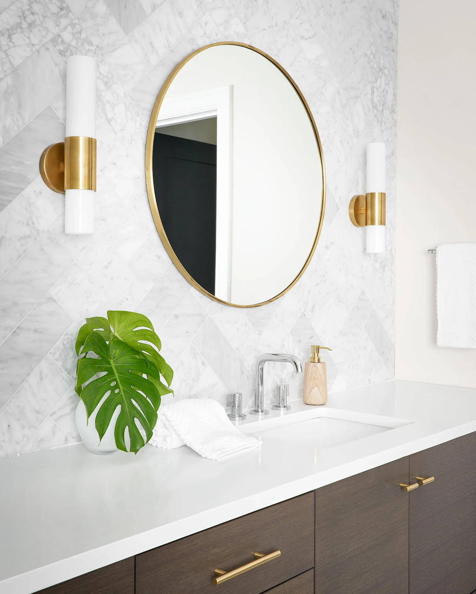 About — Dawn Reeves Design