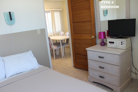 Rooms — Condor Motel