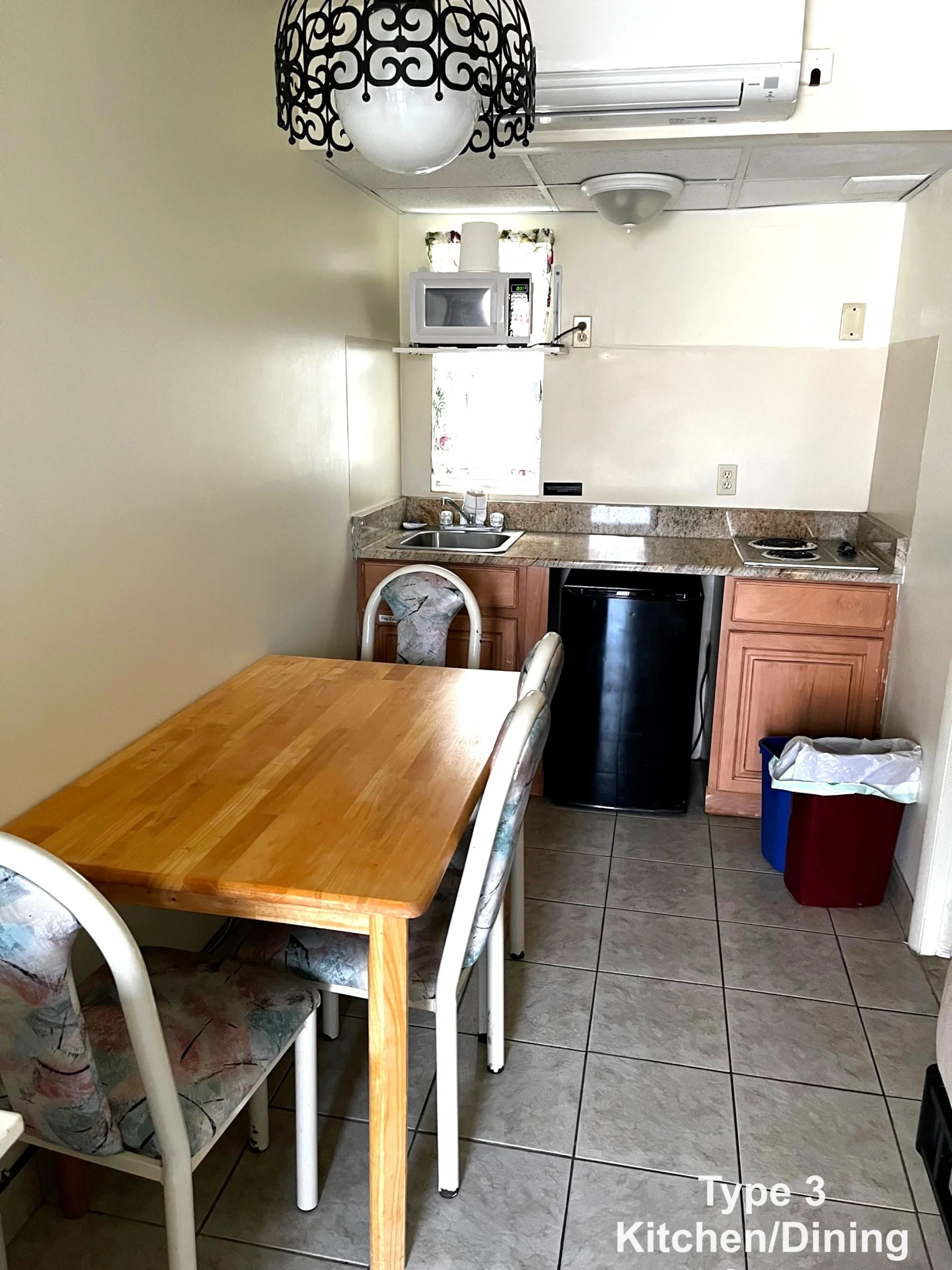 Rooms — Condor Motel