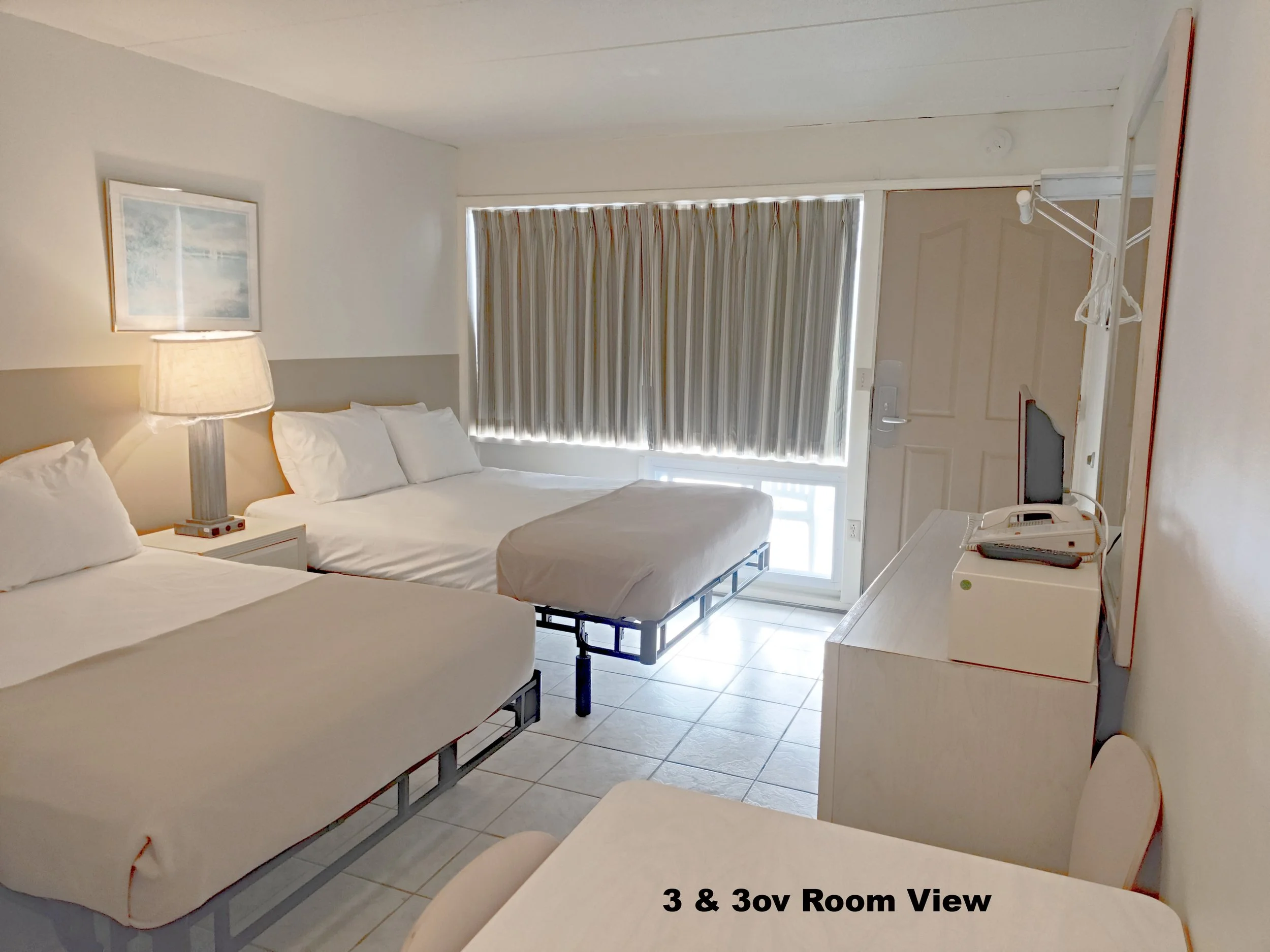 Rooms — Condor Motel