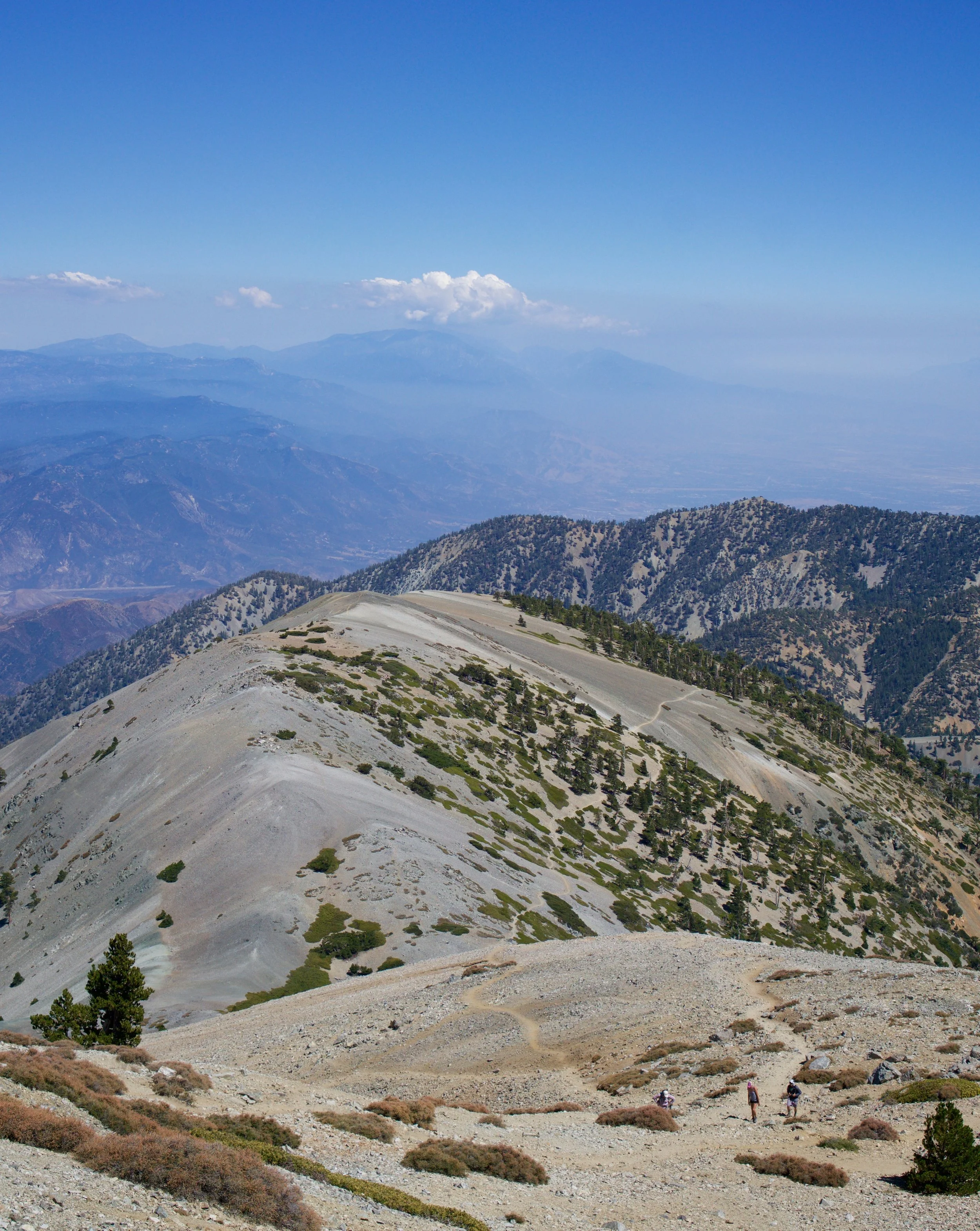 Guide to Mount Baldy hiking trail, L.A.'s best hike — Whiskey Tango ...