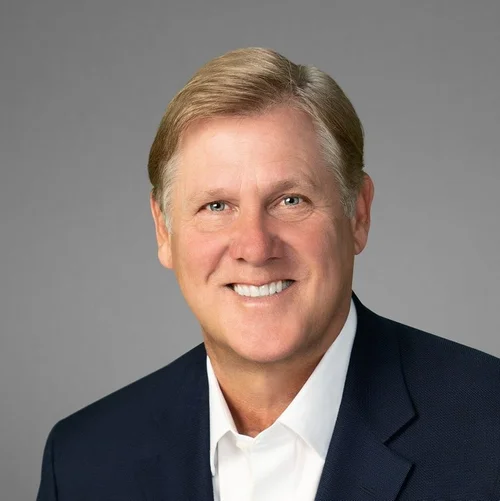 Layer 7 Capital | Leading Digital Infrastructure Investment Bank