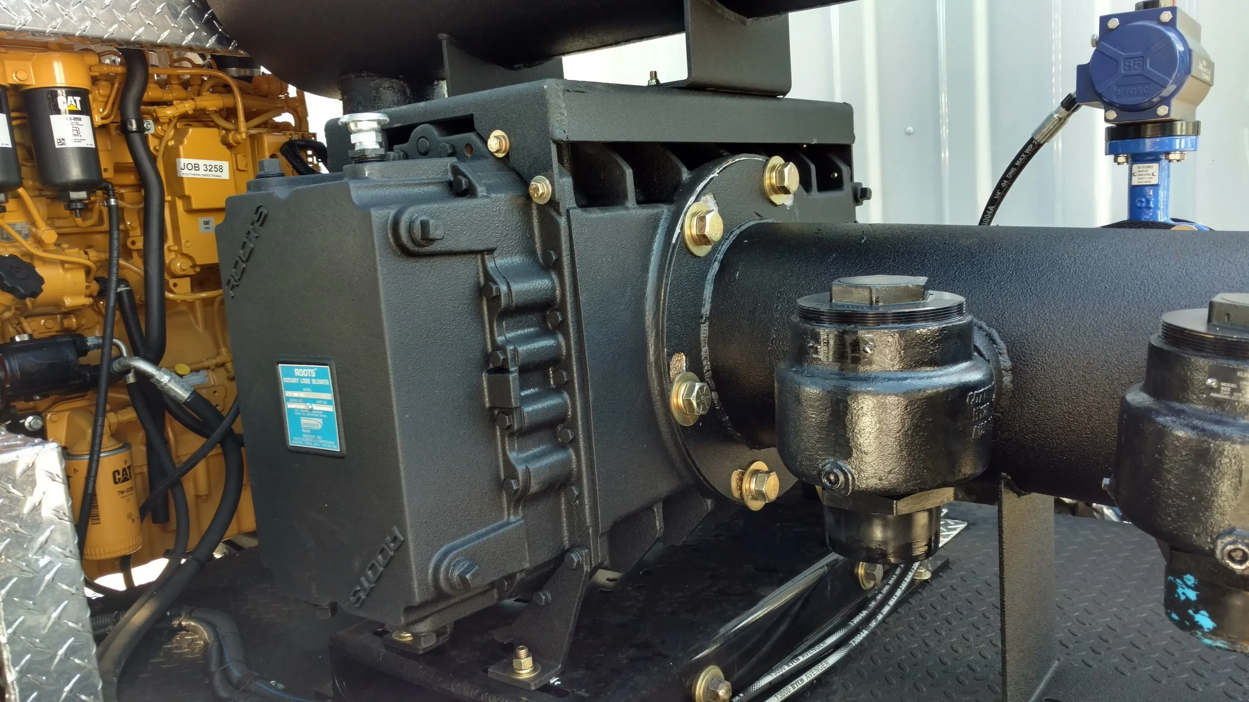 Hydrovac Trucks and Hydro Excavation Equipment — PipeHunter Tools ...