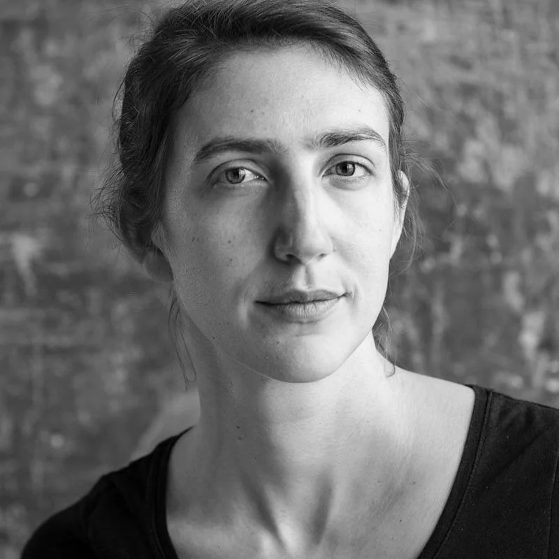 Autores y autoras — Barlin Libros