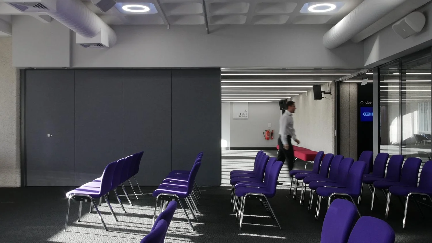 London Wall - Movable Walls & Sliding Folding Partitions