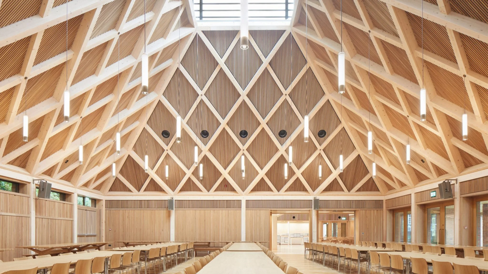 London Wall - Movable Walls & Sliding Folding Partitions